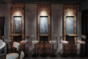 MOGAMBO TOKYO -SHOT BAR- | DESIGN STUDIO CROW