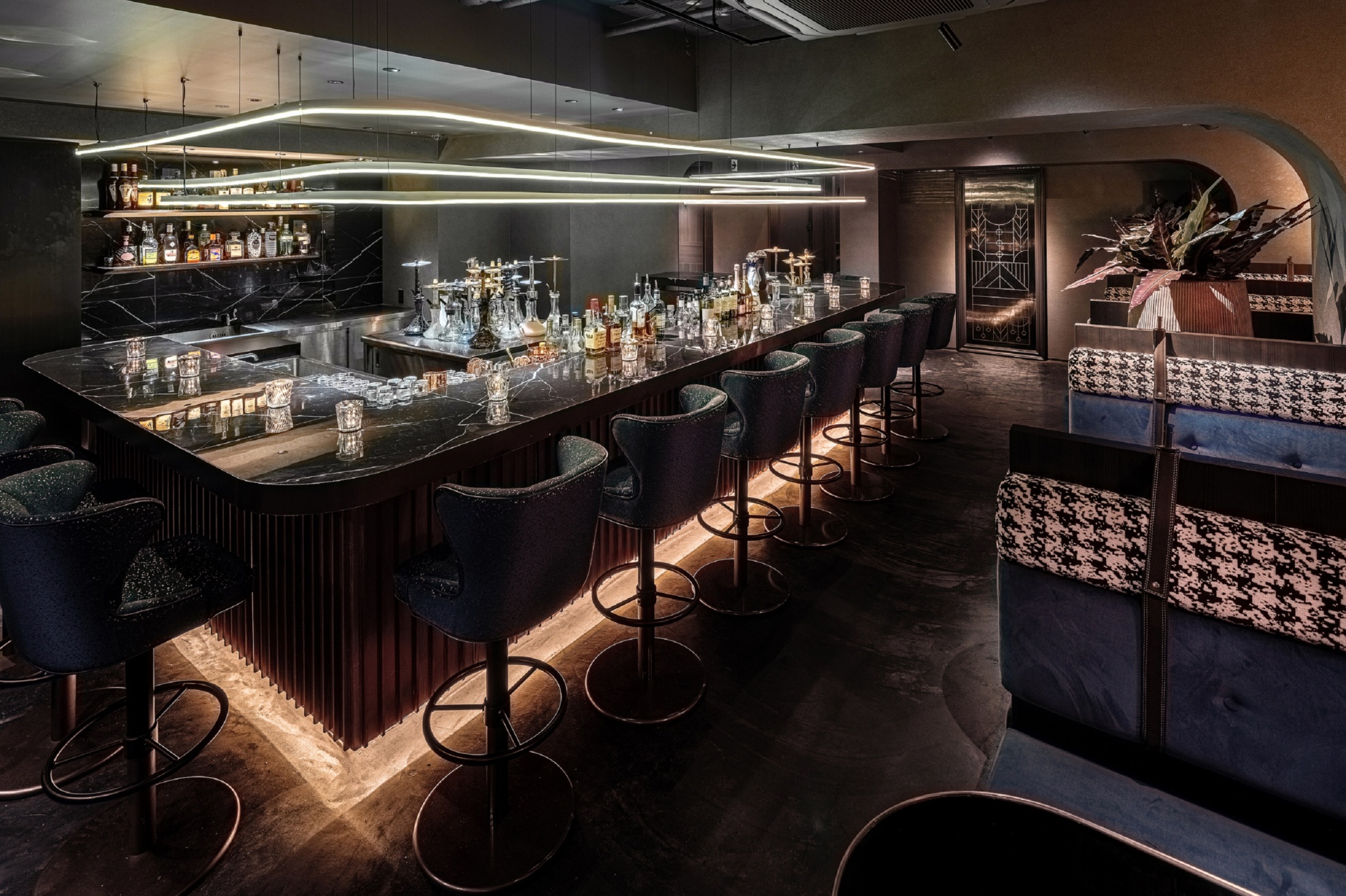 SHESHA LOUNGE OPAQUE EBISU -SHESHA BAR- | DESIGN STUDIO CROW