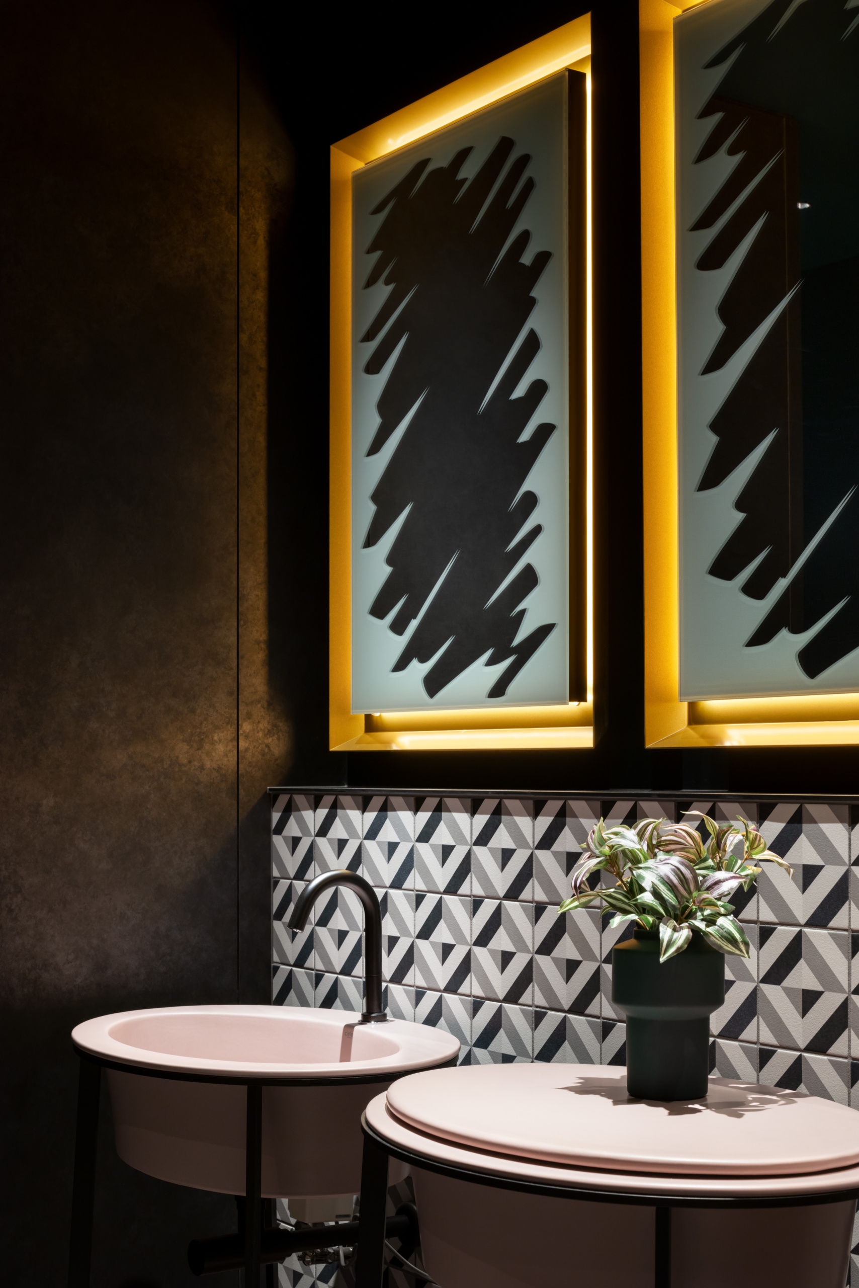 CEMTRE M -MERCURE TOKYU STAY OSAKA NAMBA- | DESIGN STUDIO CROW