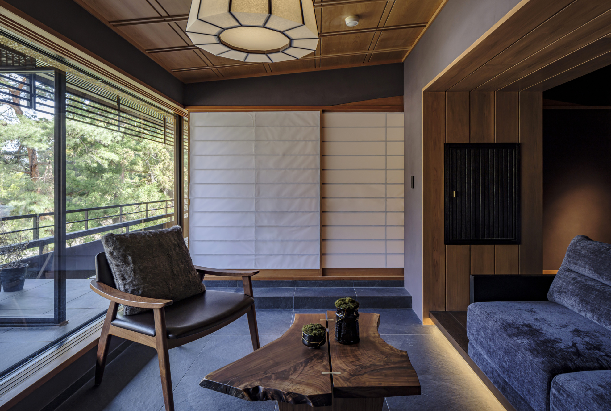 GUEST ROOMS [SUITE] -SEKIZENKAN- | DESIGN STUDIO CROW