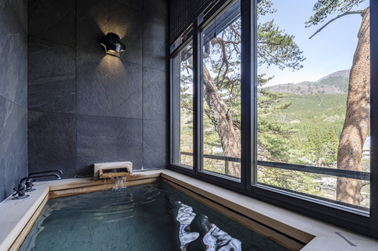 GUEST ROOMS [SUITE] -SEKIZENKAN- | DESIGN STUDIO CROW