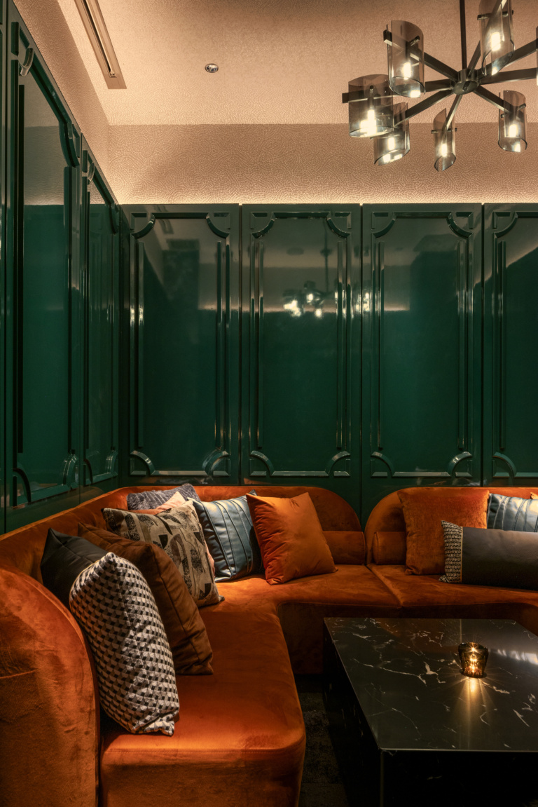 SHESHA LOUNGE OPEQUE AKASAKA -SHESHA BAR- | DESIGN STUDIO CROW
