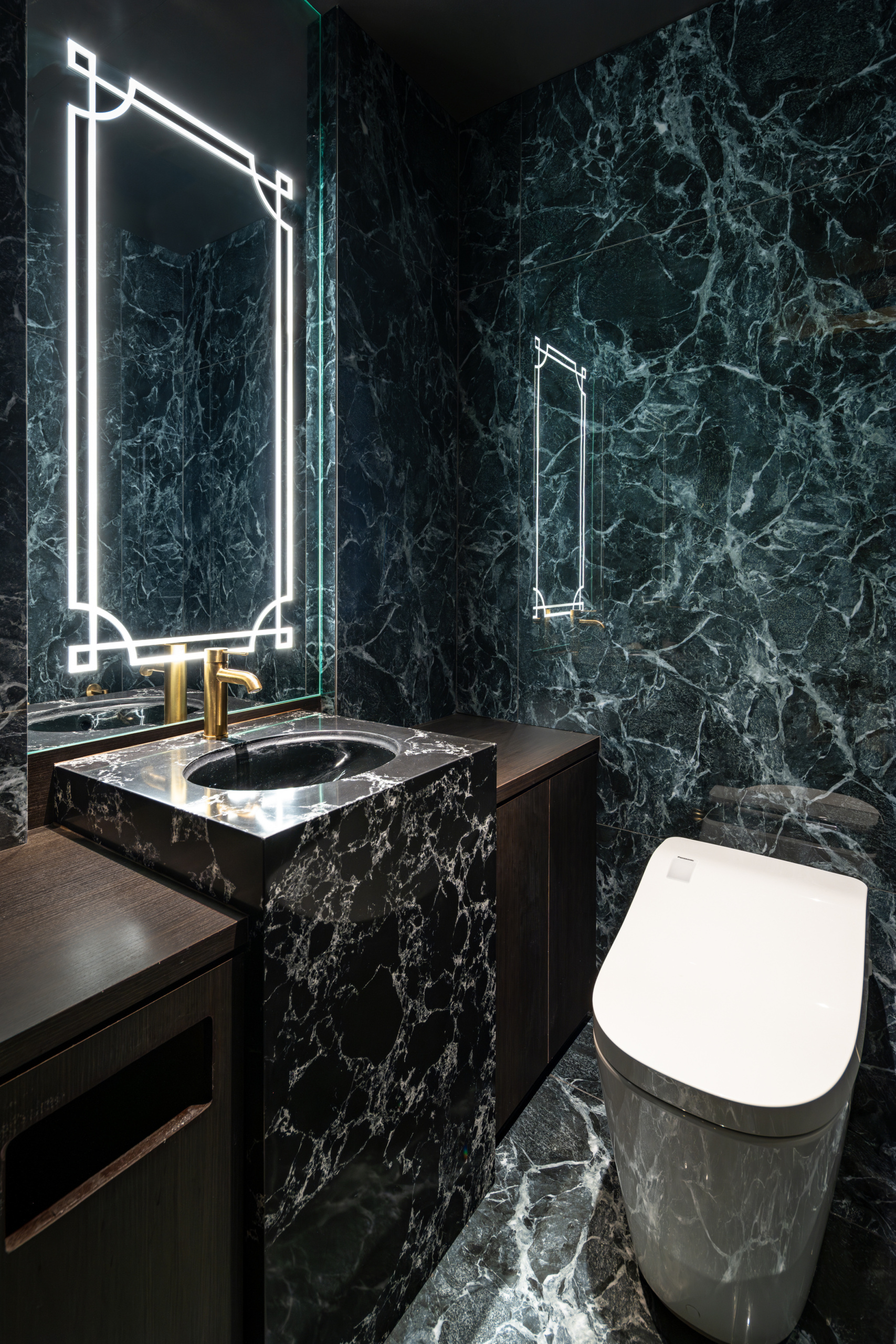 SHESHA LOUNGE OPEQUE AKASAKA -SHESHA BAR- | DESIGN STUDIO CROW